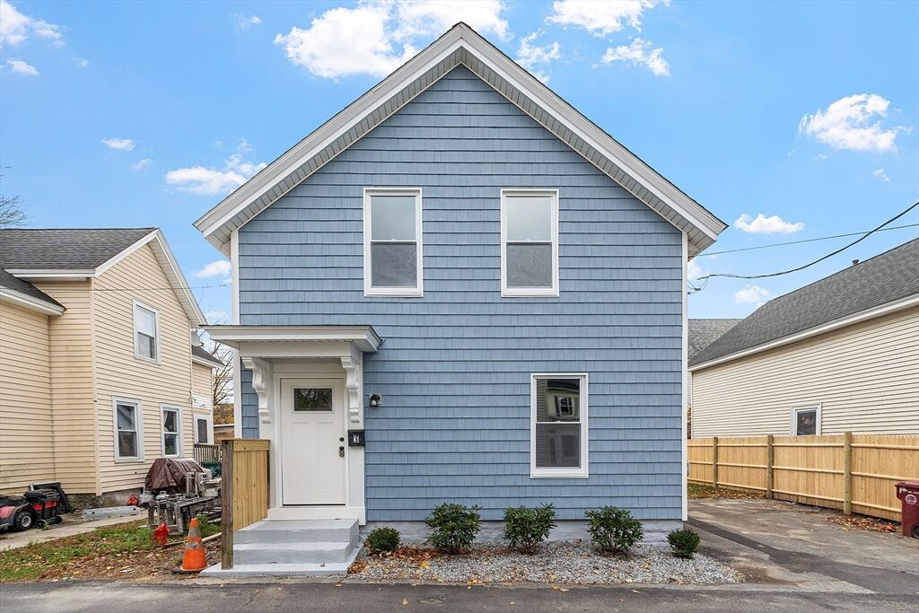 3 Hamel Place Lowell, MA 01850